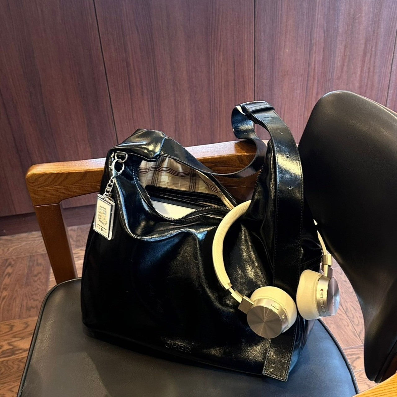 TOKYO BAG BLACK – JHGR